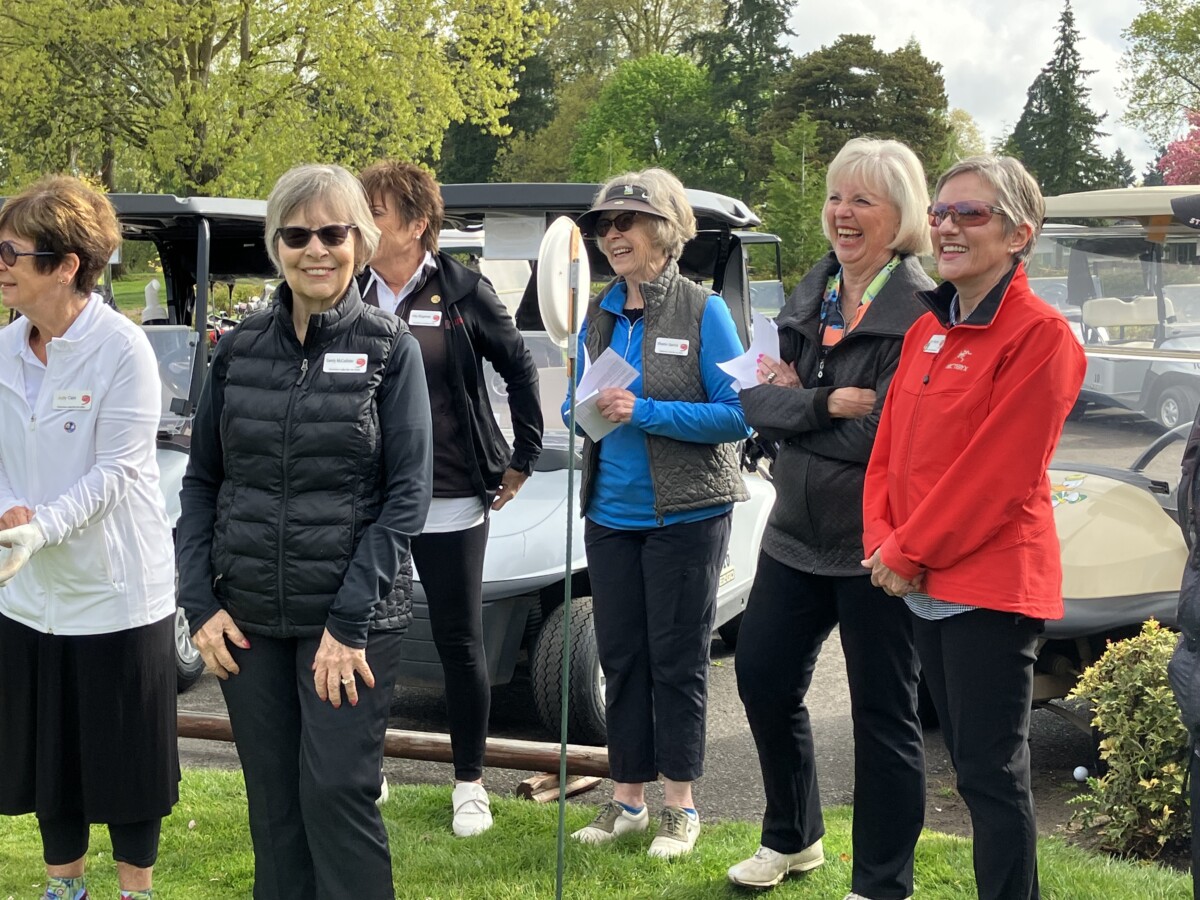 Photo Gallery – Charbonneau Ladies Niners