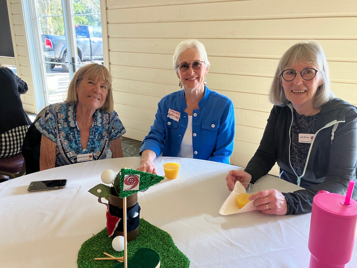 Photo Gallery – Charbonneau Ladies Niners